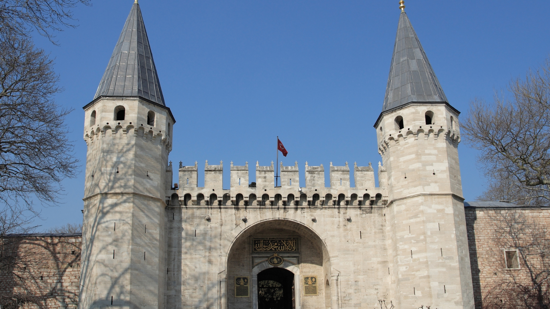 What Makes Topkapi Palace the Crown Jewel of Ottoman Istanbul ...